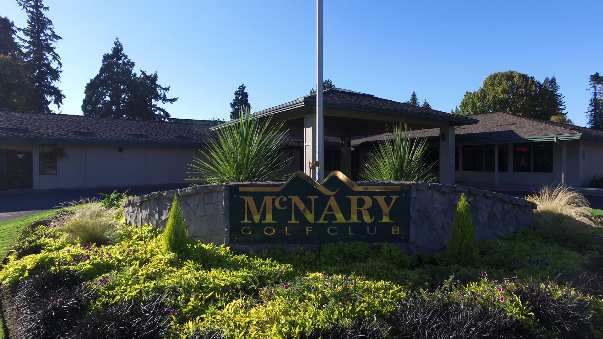 Photo Gallery - McNary Golf Club